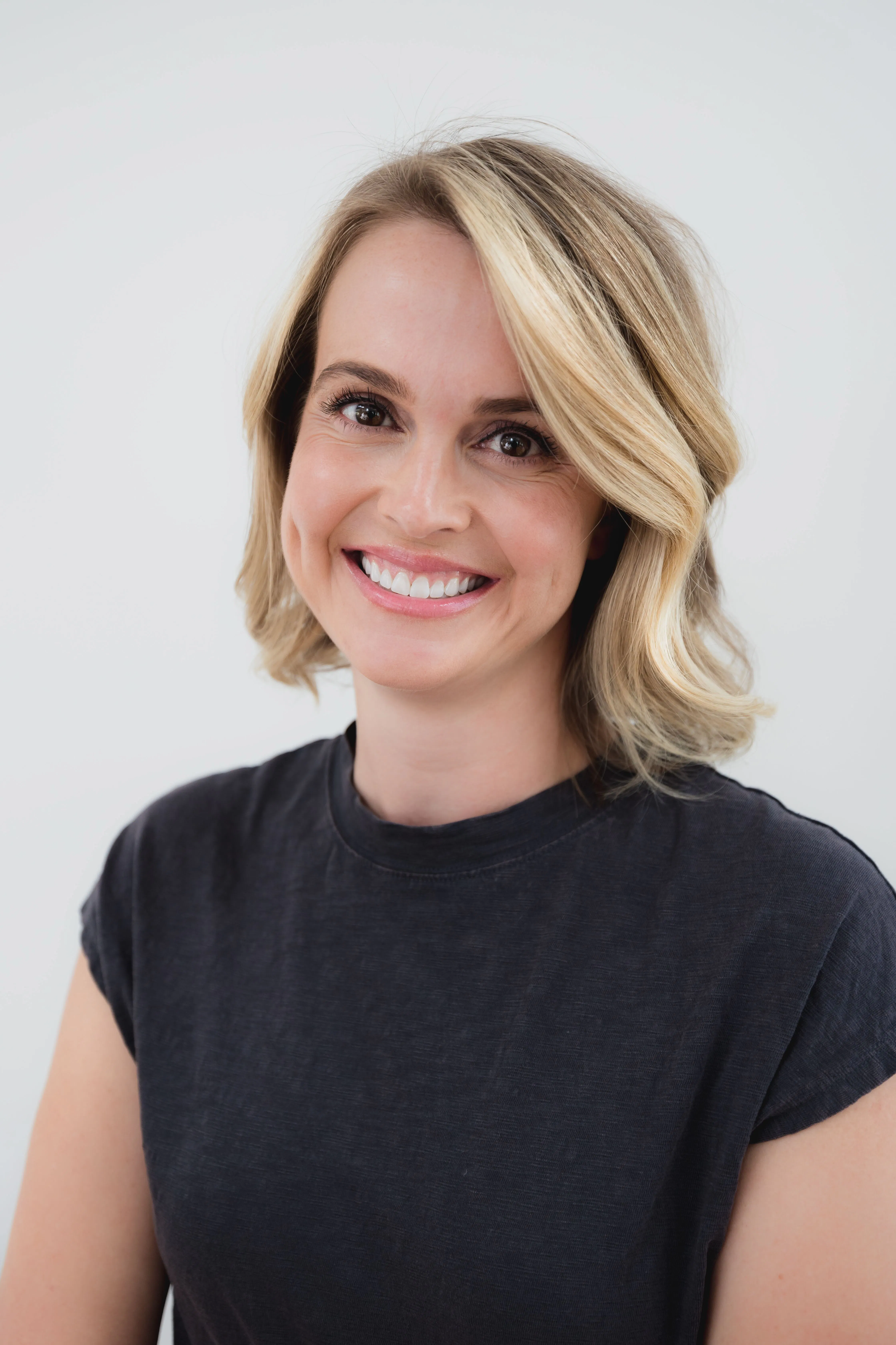 barre3® - 200+ studios AND 2300+ online workouts